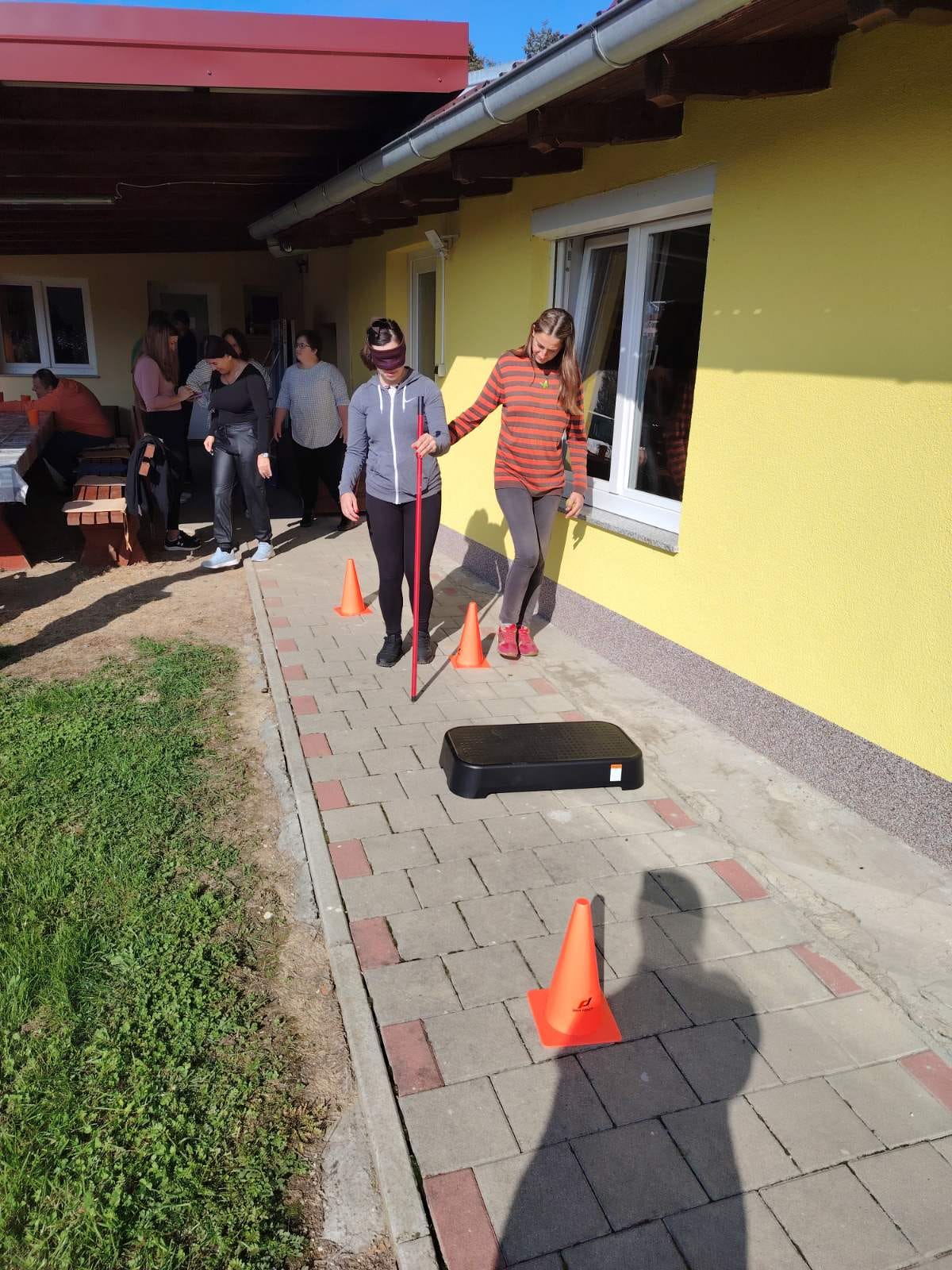 [FOTO] Maslačci obilježili Međunarodni dan bijelog štapa, Svjetski dan ...